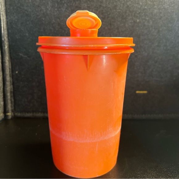 Tupperware | Dining | Vintage Tupperware 32 Oz Plastic Tumbler With ...